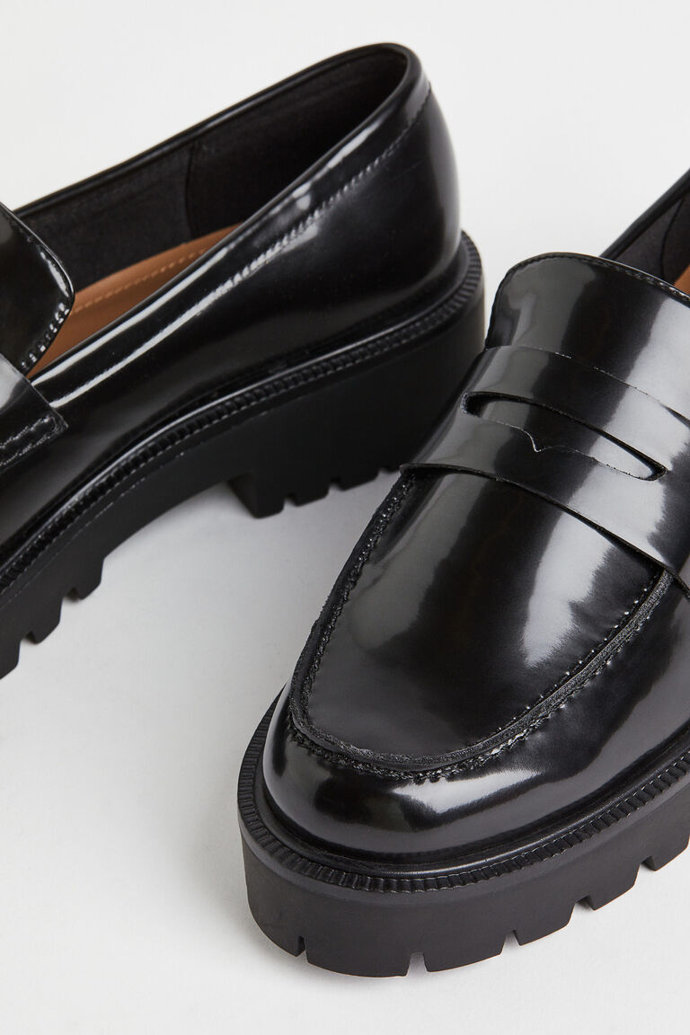 Chunky buckle-detail loafers