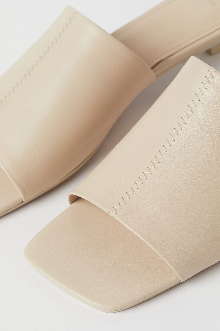 Leather mules