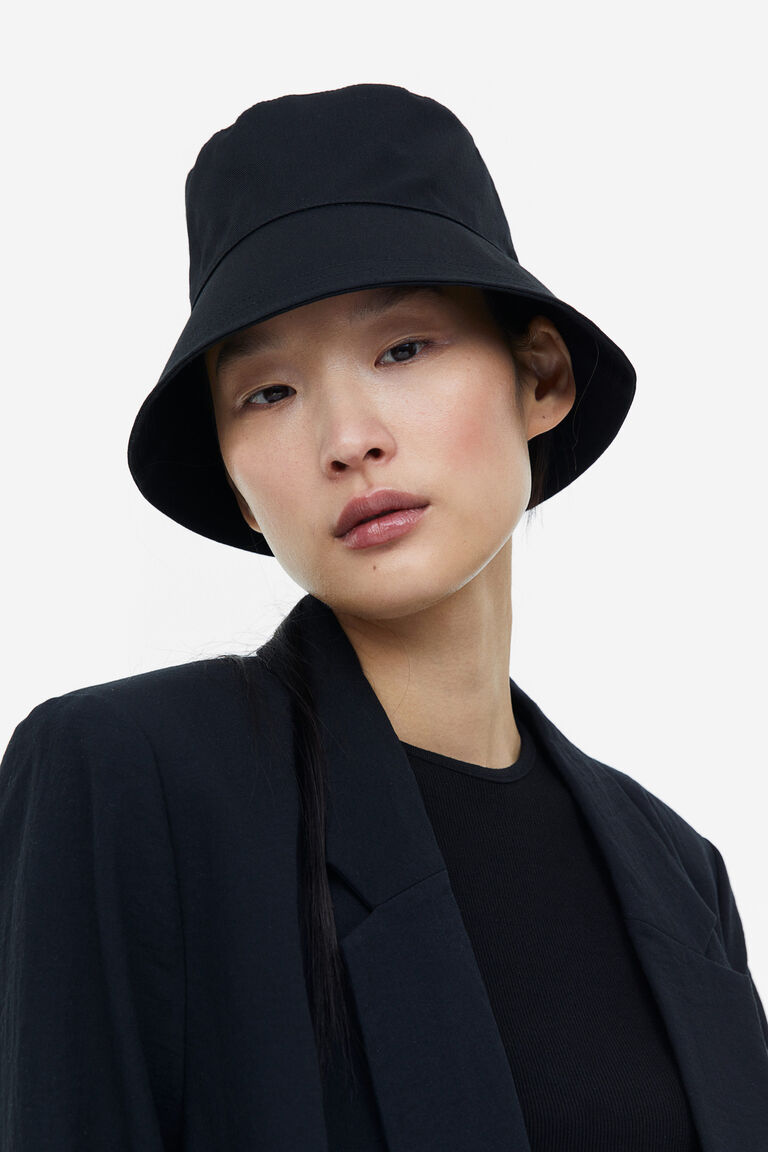 Bucket hat