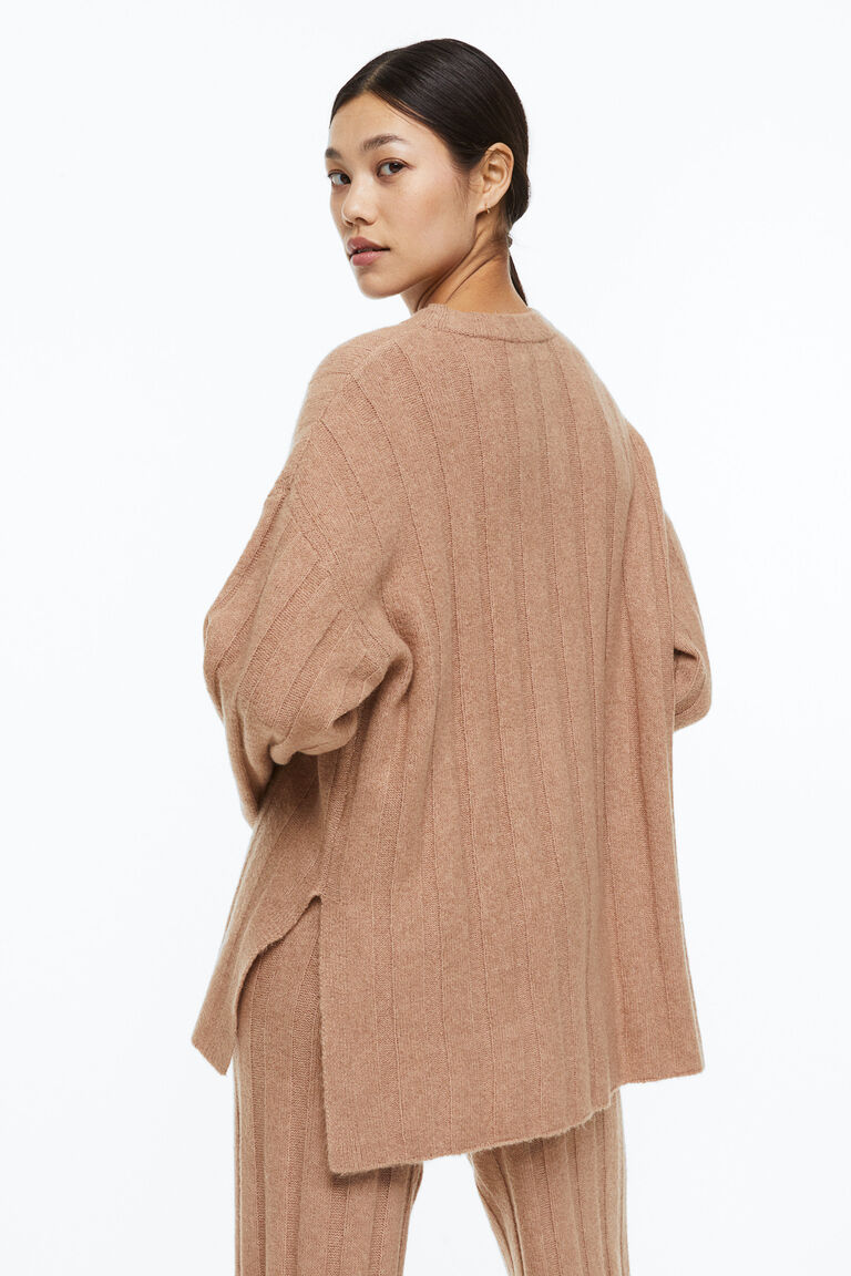 Oversized rib-knit jumper