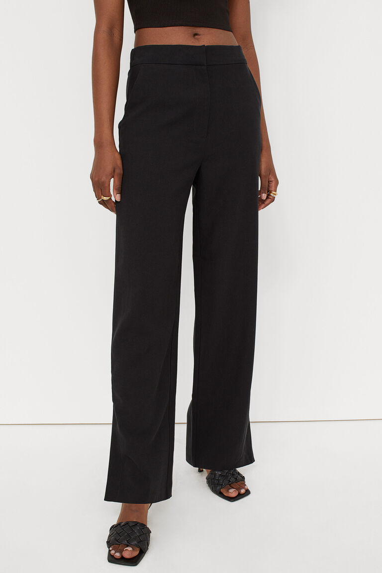 Wide side-slit trousers