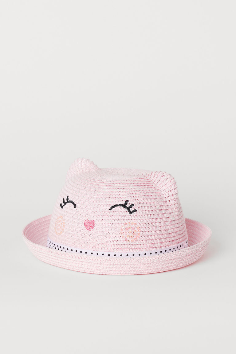 Straw hat with ears