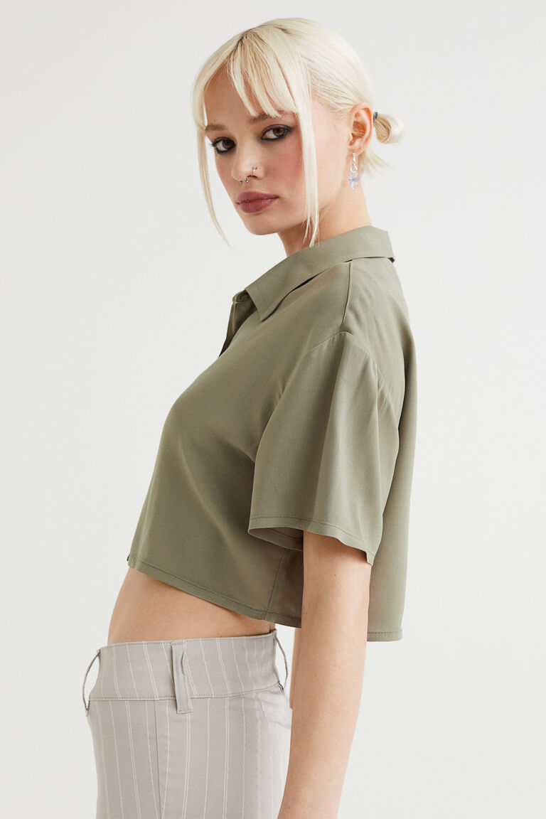 Cropped shirt