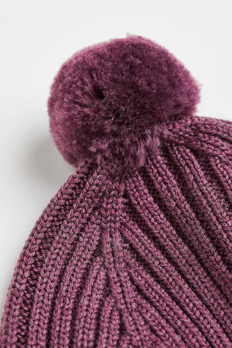 Rib-knit wool hat