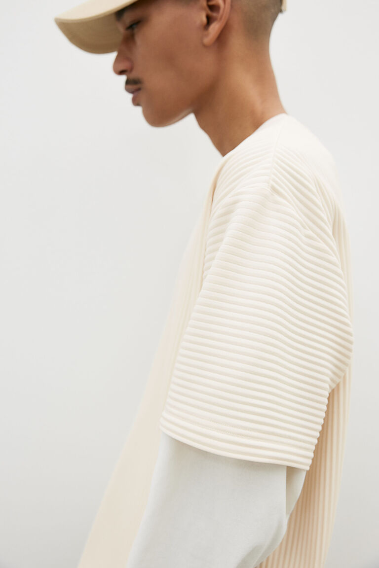 Loose Fit Pleated T-shirt