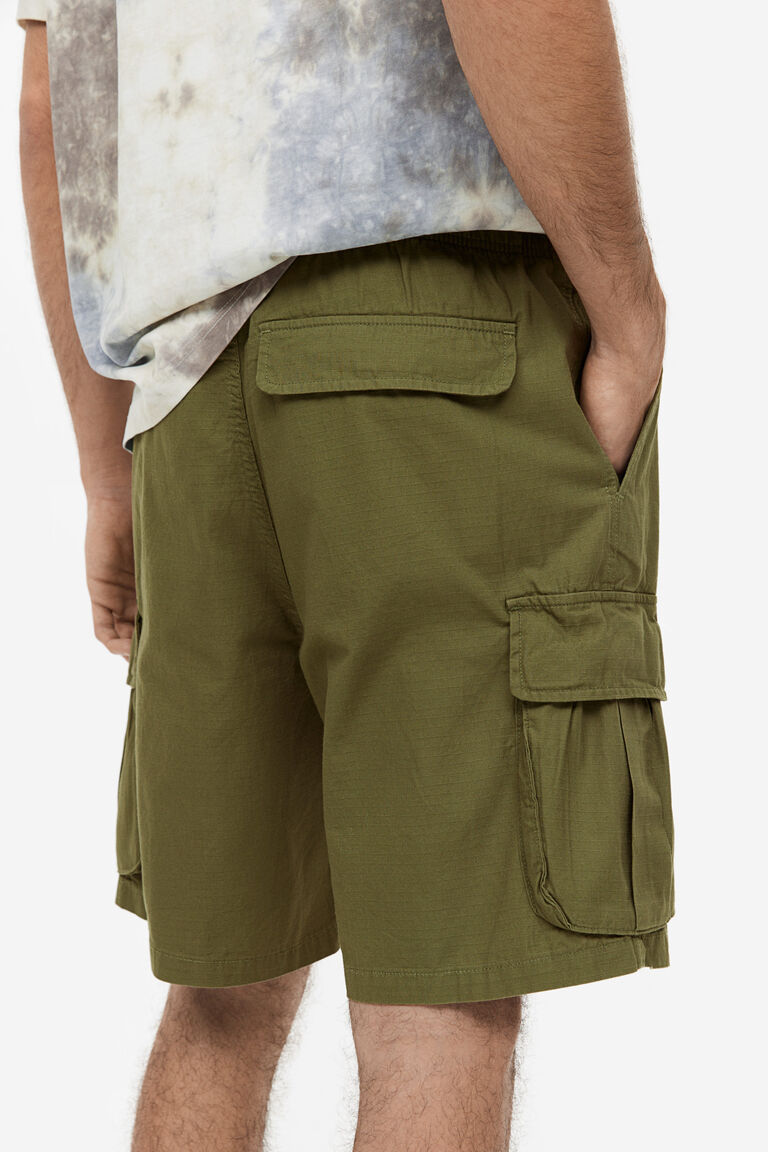 Relaxed Fit Ripstop cargo shorts