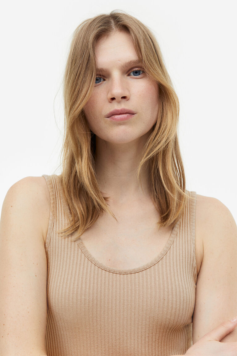 Ribbed bodycon dress