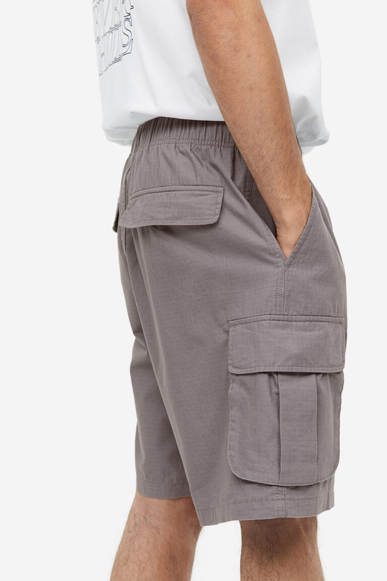 Relaxed Fit Ripstop cargo shorts