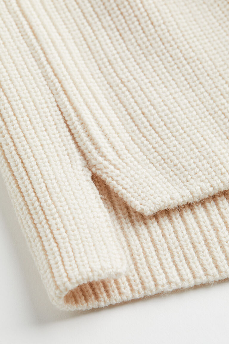 Ribbed wool sweater vest