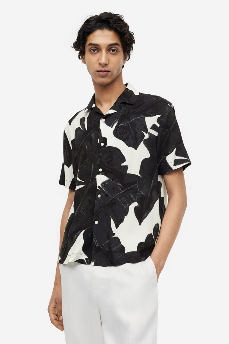 Patterned resort shirt