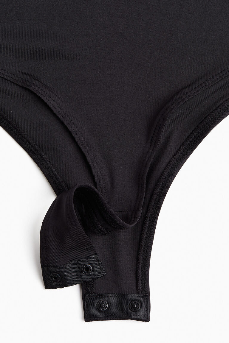 Spaghetti-strap body