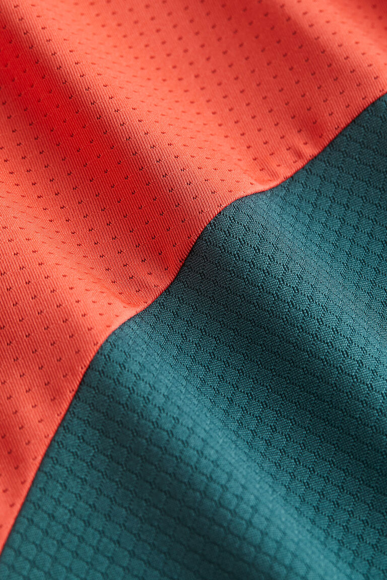 DryMove™ Sports top