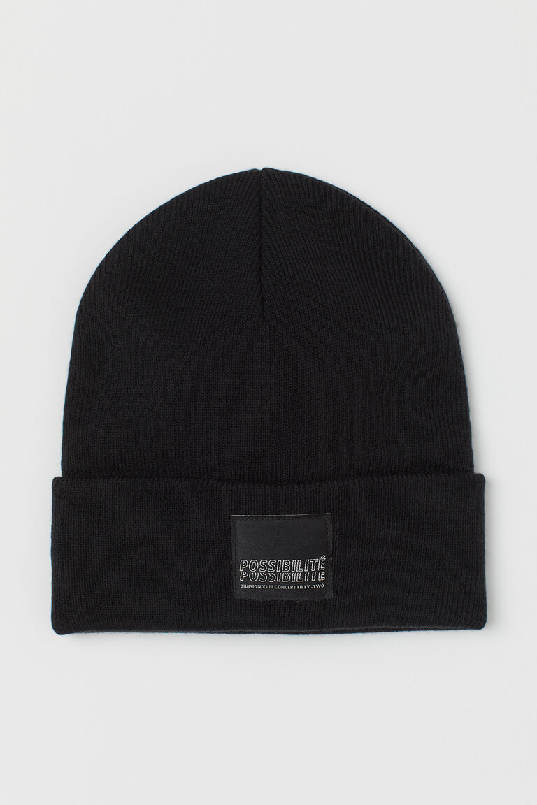 Fine-knit hat