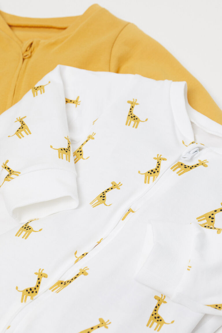2-pack zip-up pyjamas
