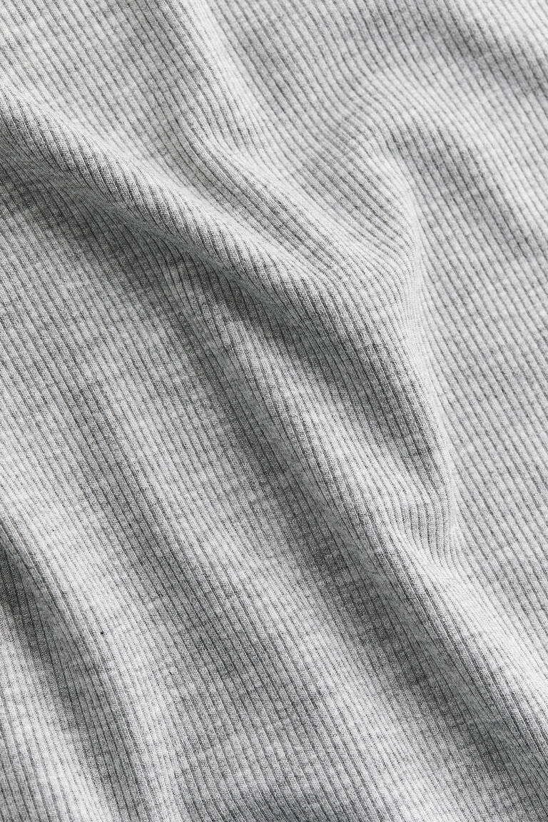 Ribbed maxi dress