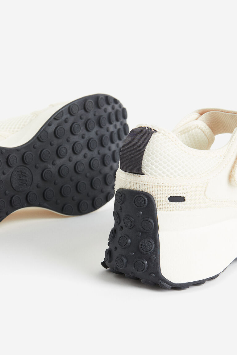 Canvas trainer sandals