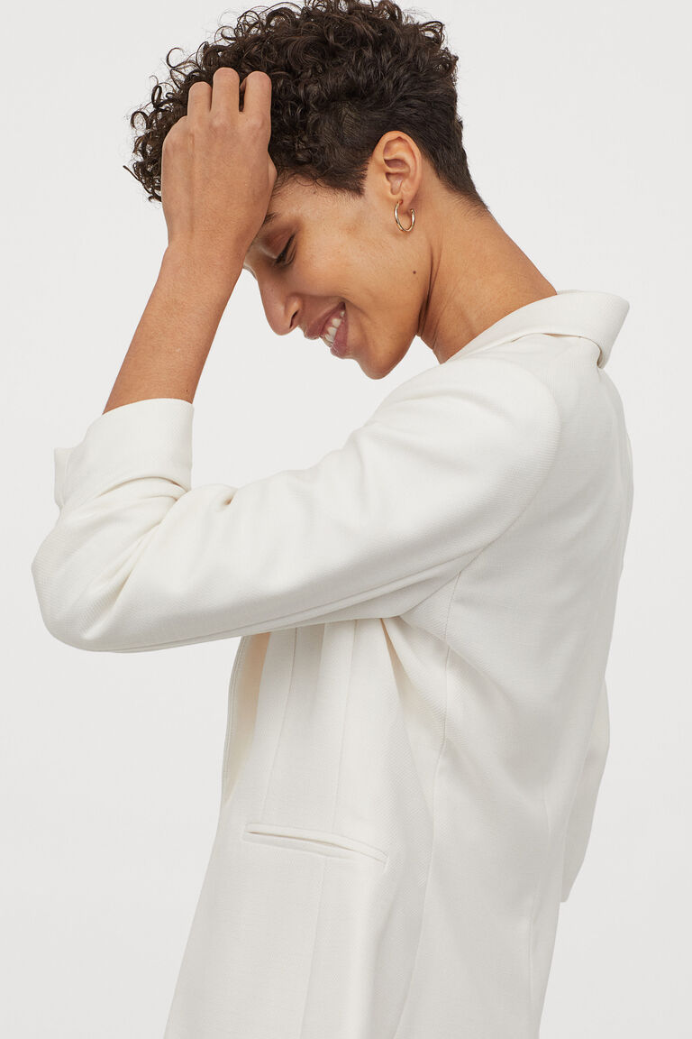 Gathered-sleeve jacket