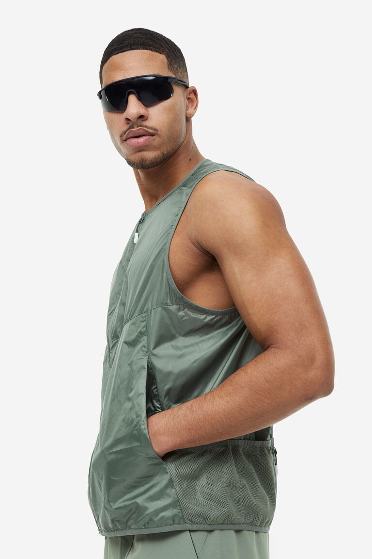 Lightweight running gilet