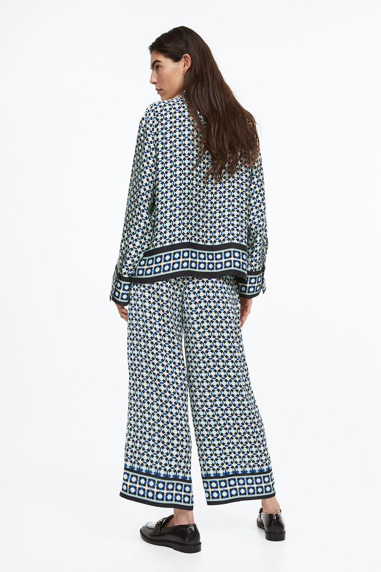 Patterned trousers