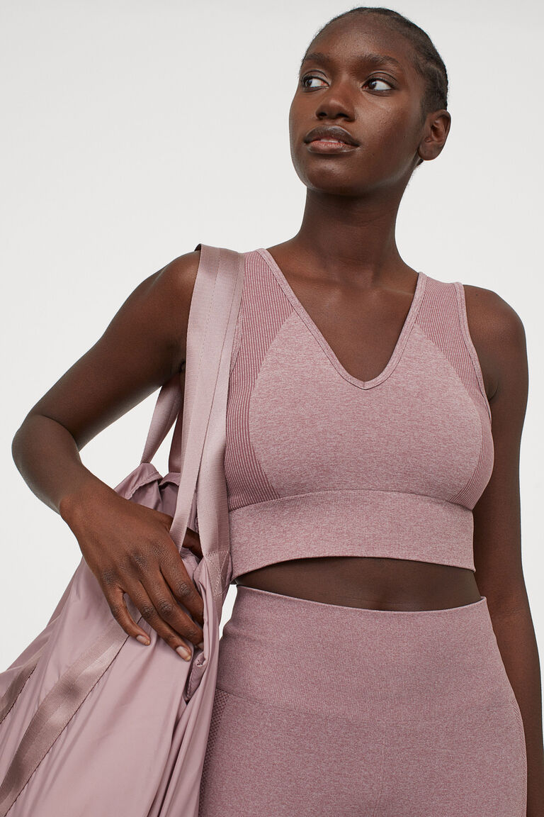 Seamless sports bralette