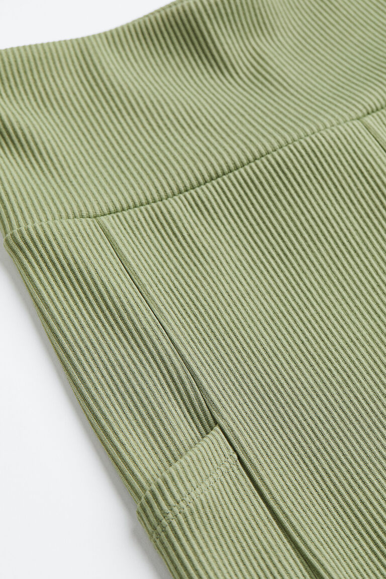 Pocket-detail ribbed leggings