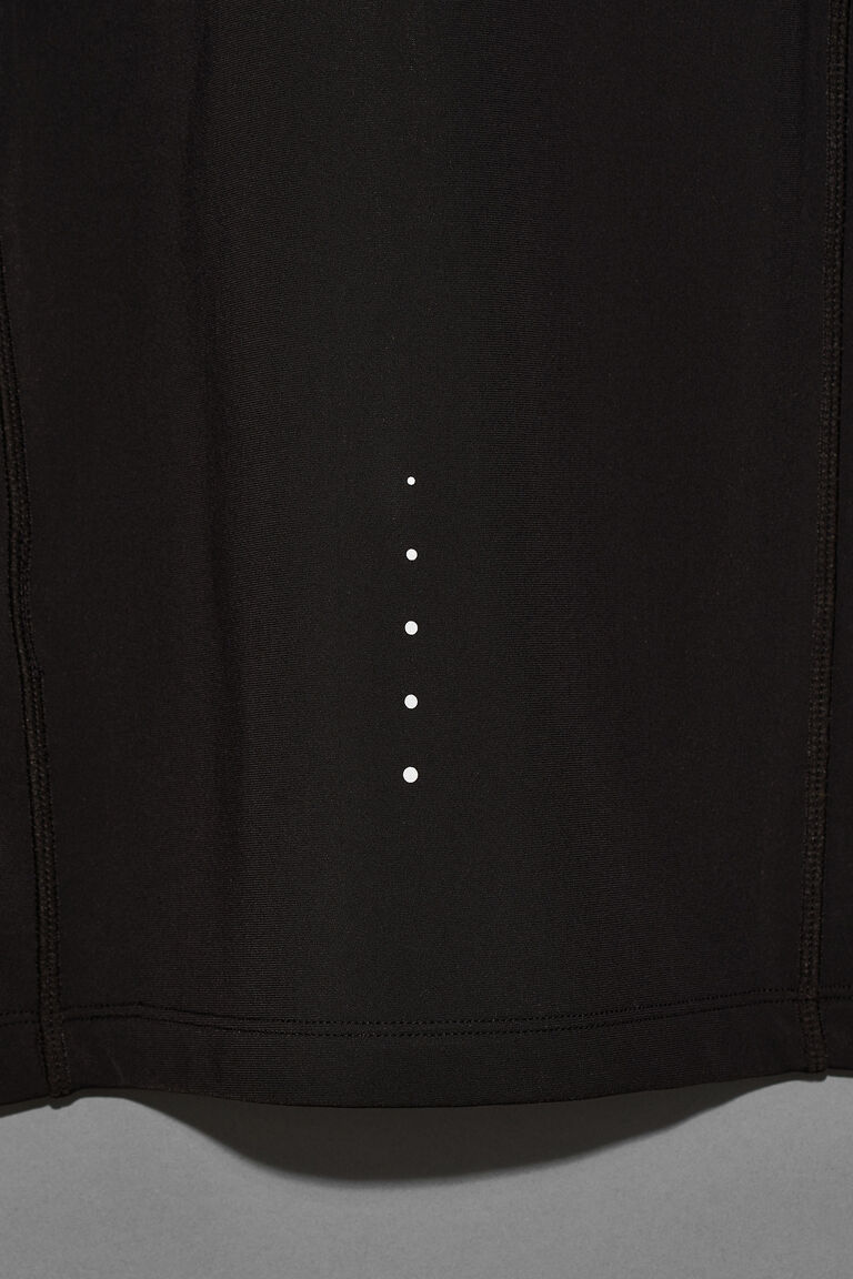 Warm running top in DryMove™