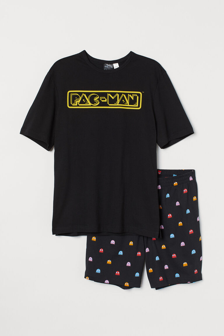 Pyjama T-shirt and shorts