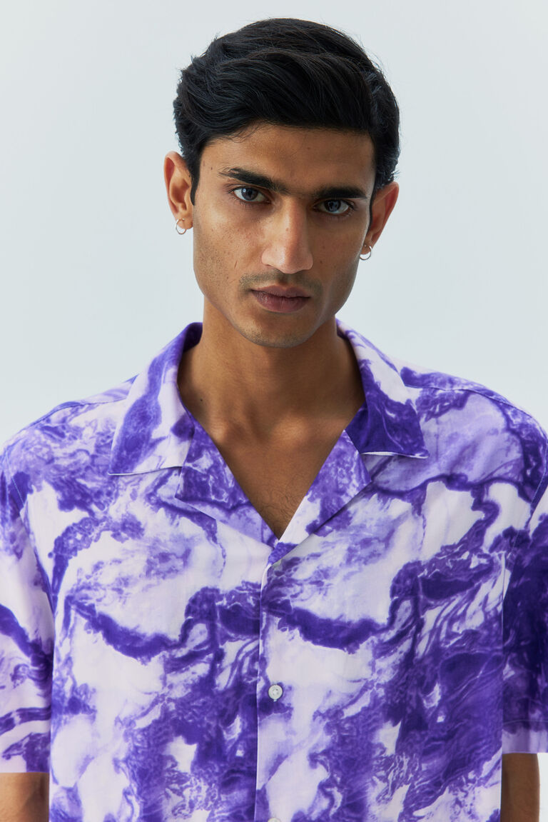 Patterned resort shirt