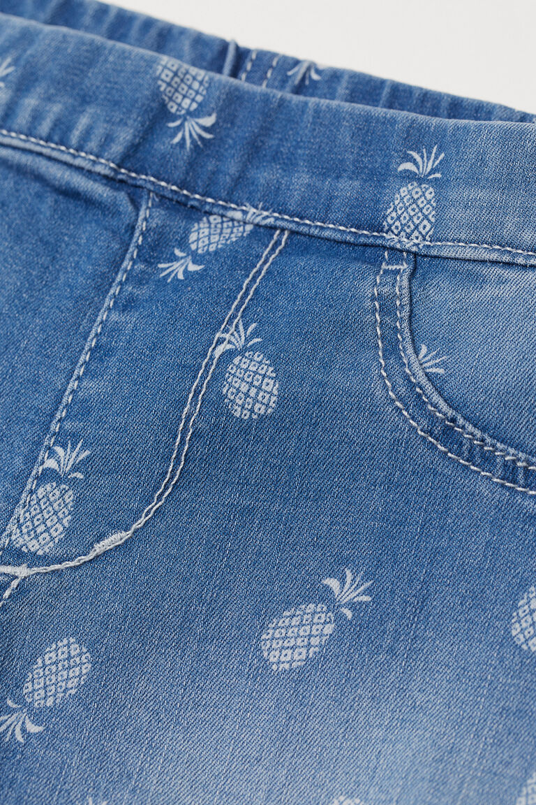 Printed denim shorts