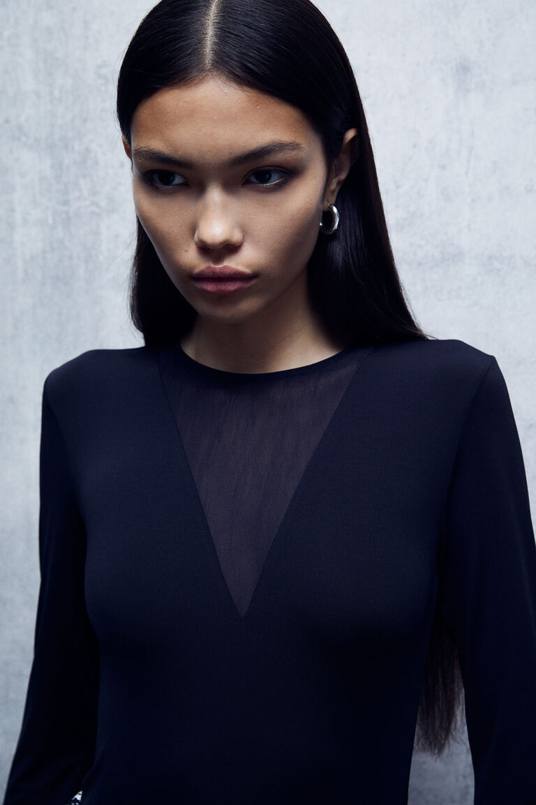 Mesh-detail jersey body