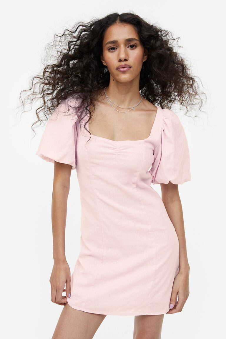 Puff-sleeved dress