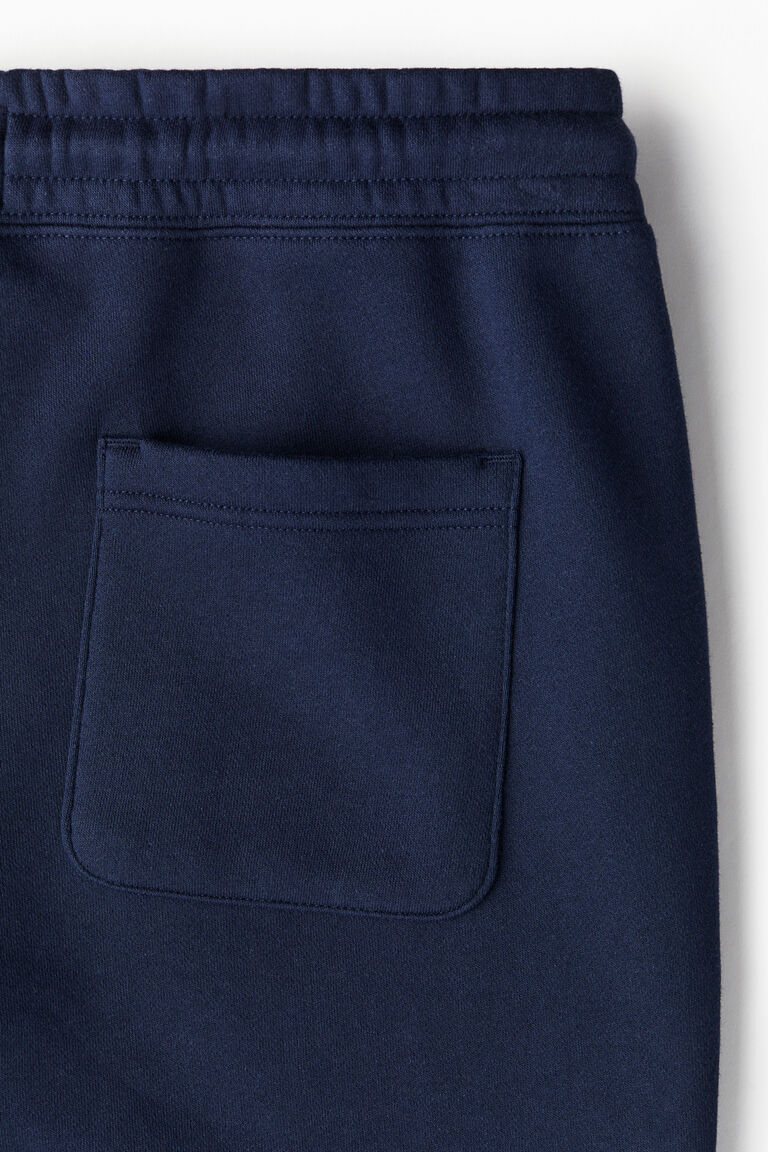 ซื้อ Loose Fit Sweatpants ออนไลน์ สำหรับผู้ชาย | H&M Thailand