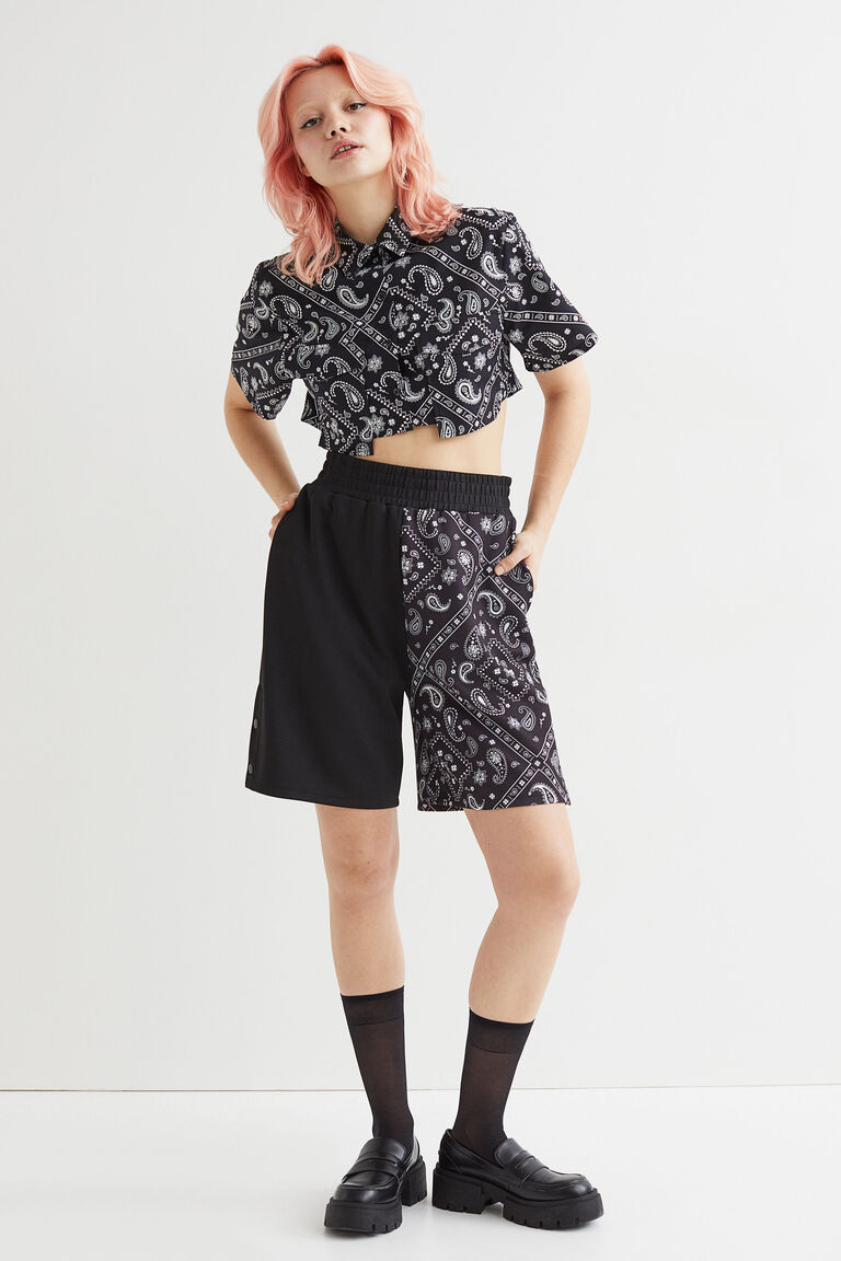 Patterned shorts