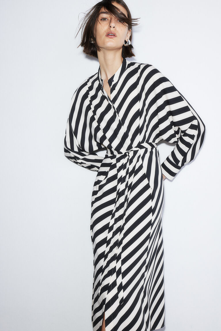 เดรสเชิ้ตผูกเข็มขัด