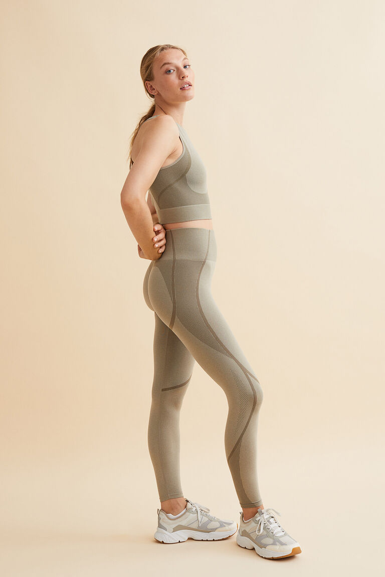 Seamless sports tights