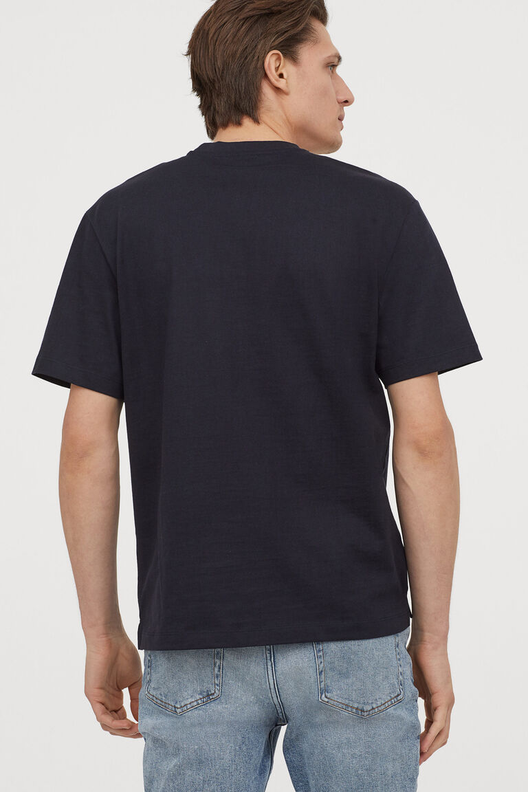 Chest-pocket T-shirt