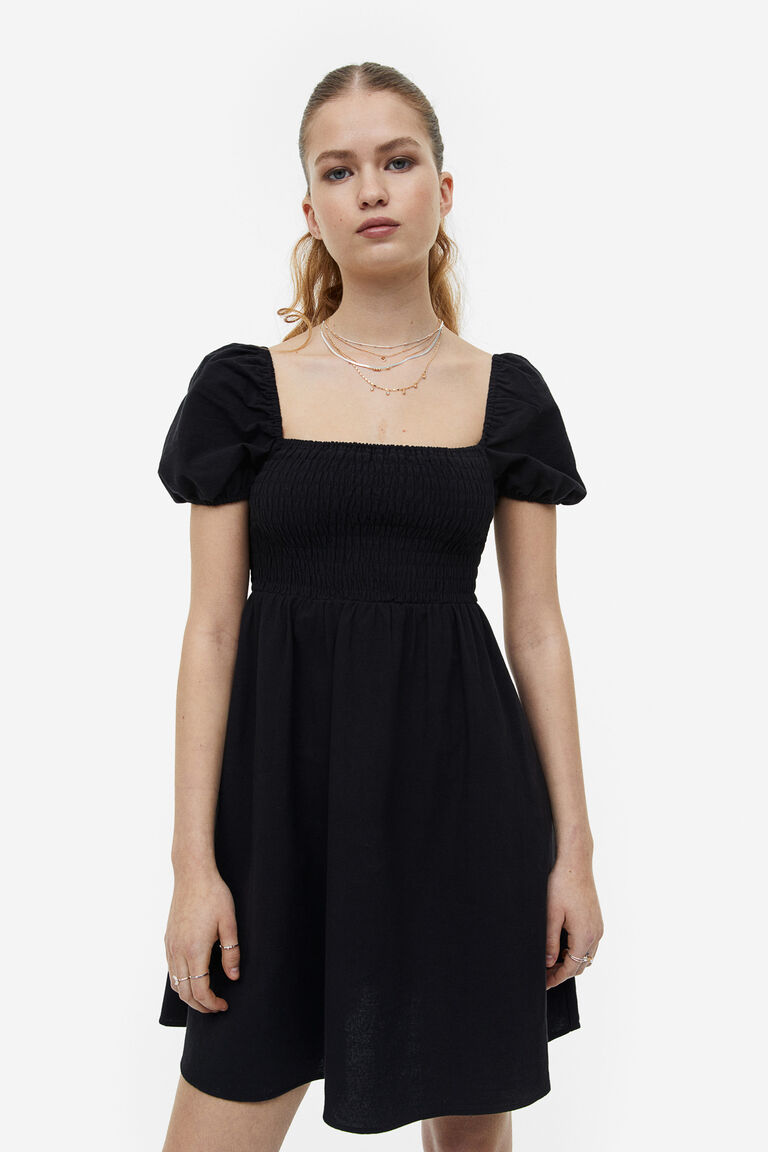 ซื้อ ชุดเดรสสม็อคผ้าคอตตอน สี ออนไลน์ สำหรับผู้หญิง | H&M Thailand