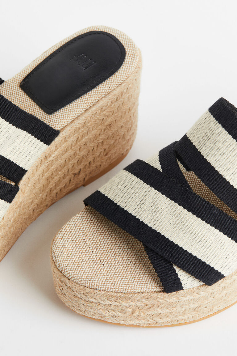 Wedge-heeled espadrilles