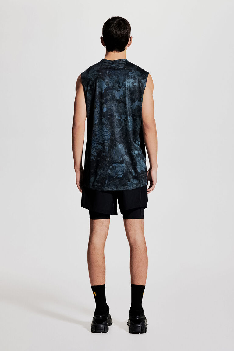 ซื้อ เสื้อกล้ามกีฬาผ้า DryMove™ ออนไลน์ สำหรับผู้ชาย | H&M Thailand