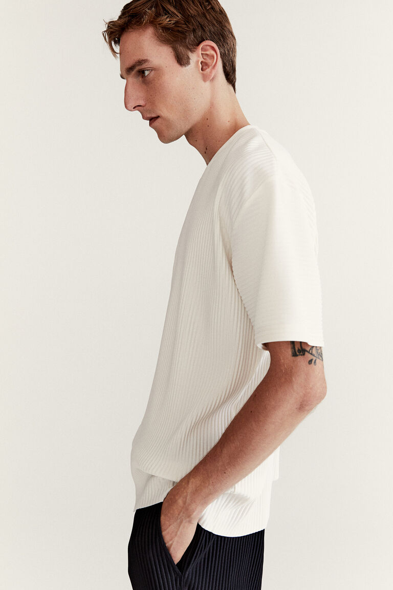 Relaxed Fit Pleated T-shirt