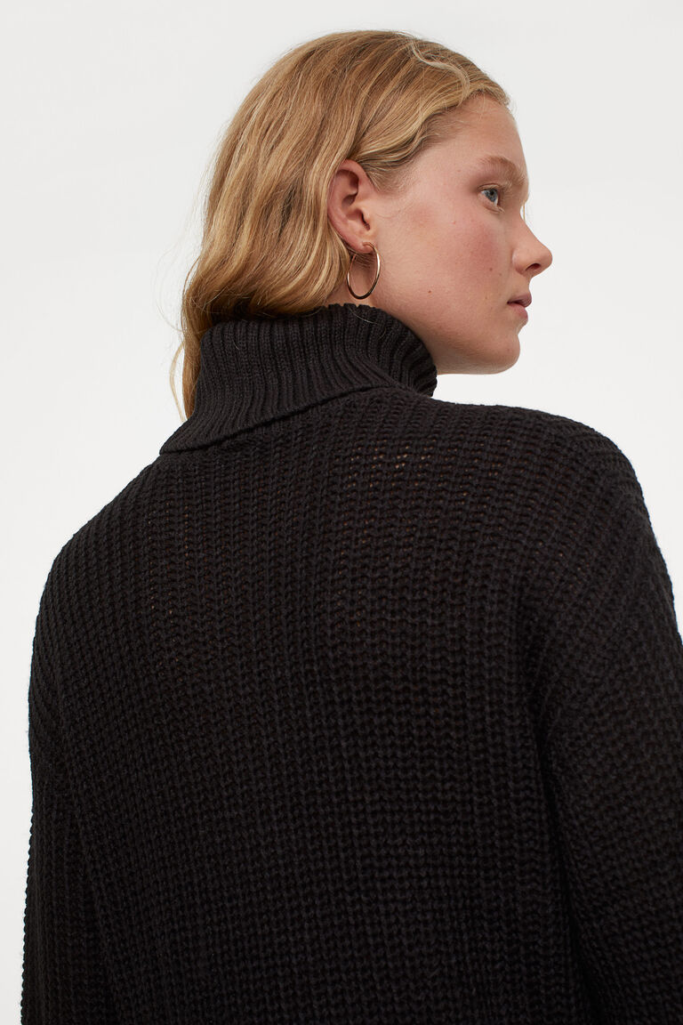 Knitted polo-neck dress