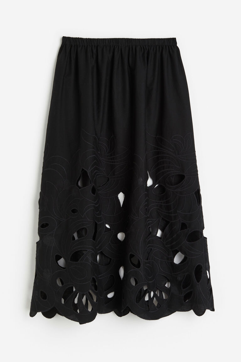 Embroidered skirt