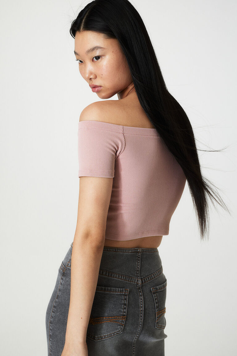 Ribbed off-the-shoulder top