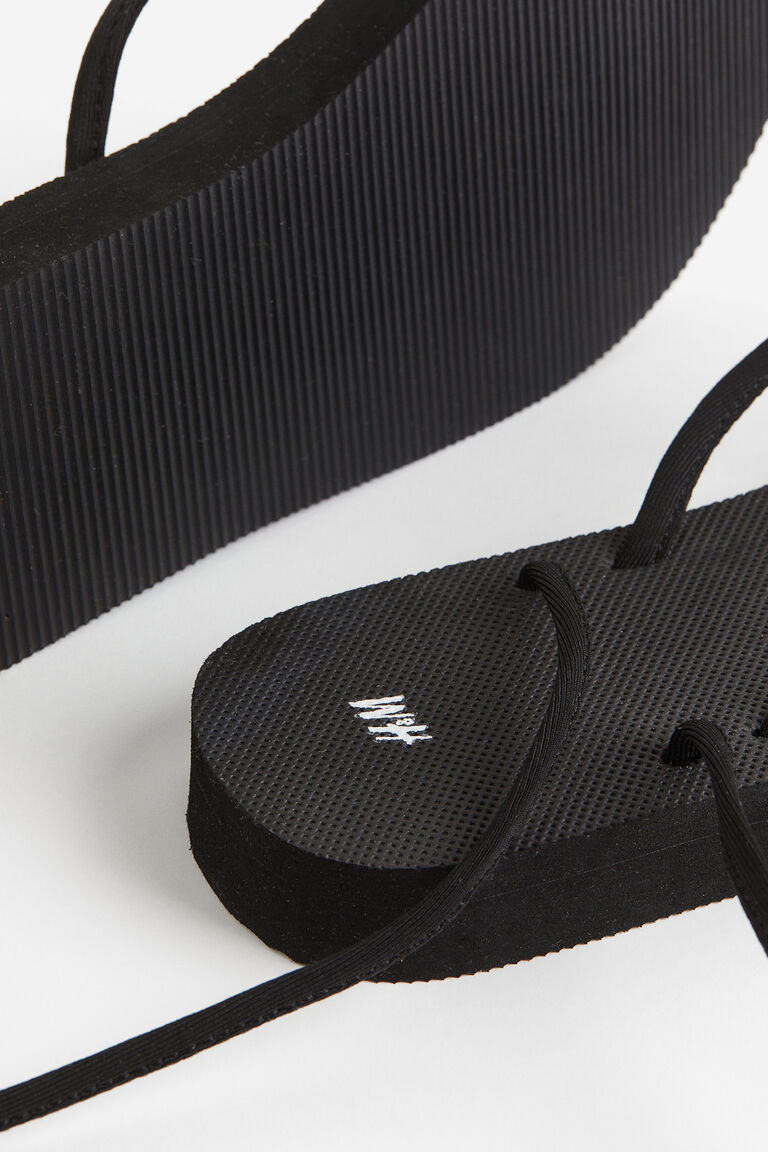 Gladiator flip-flops