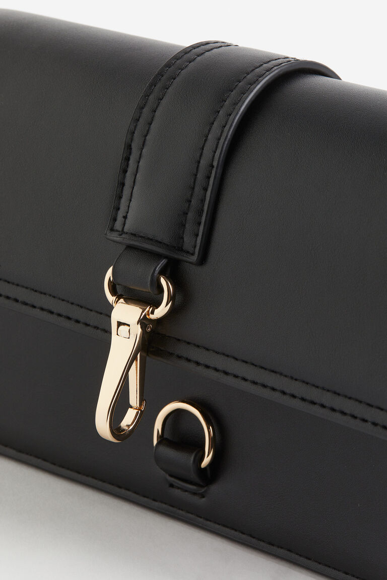 Small shoulder bag