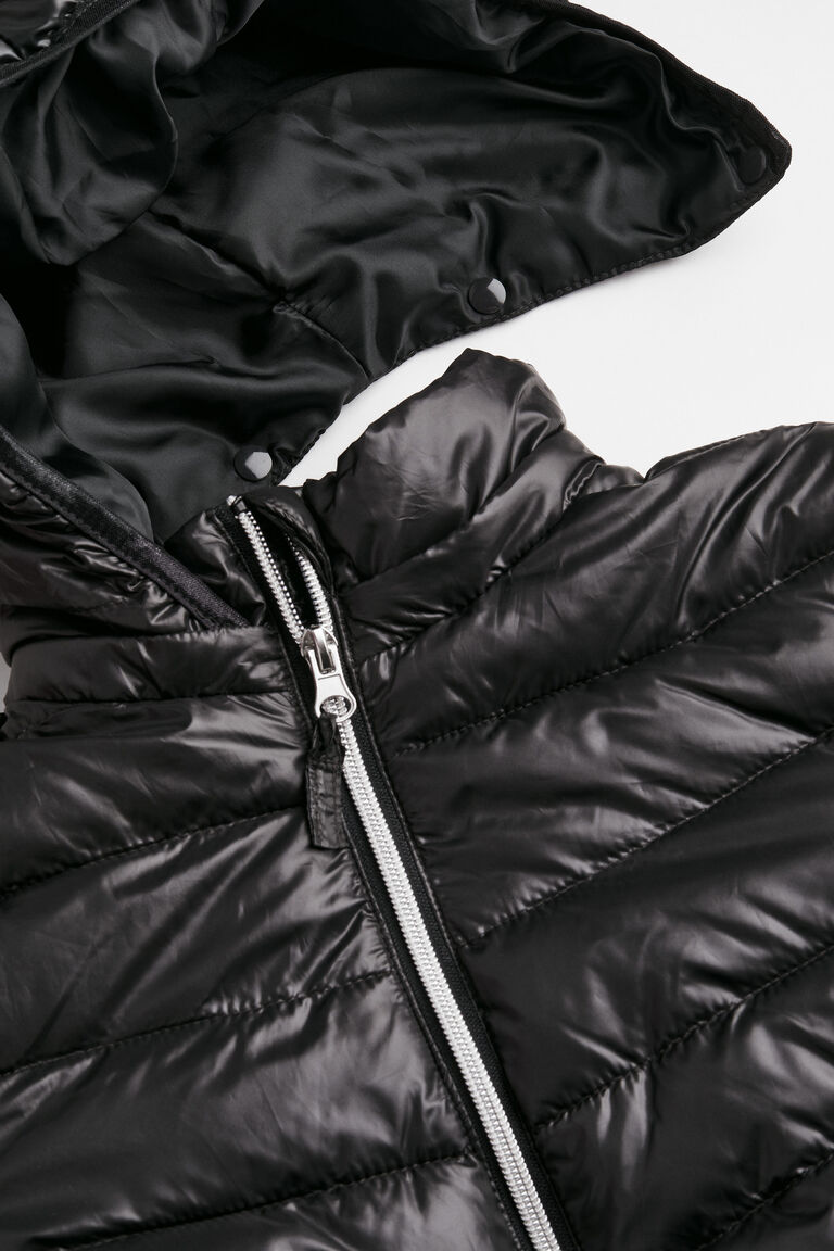 Lightweight puffer jacket