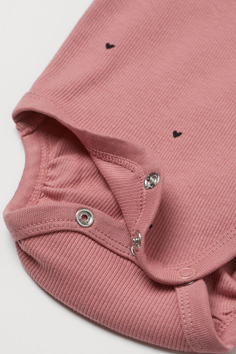 Patterned ribbed set