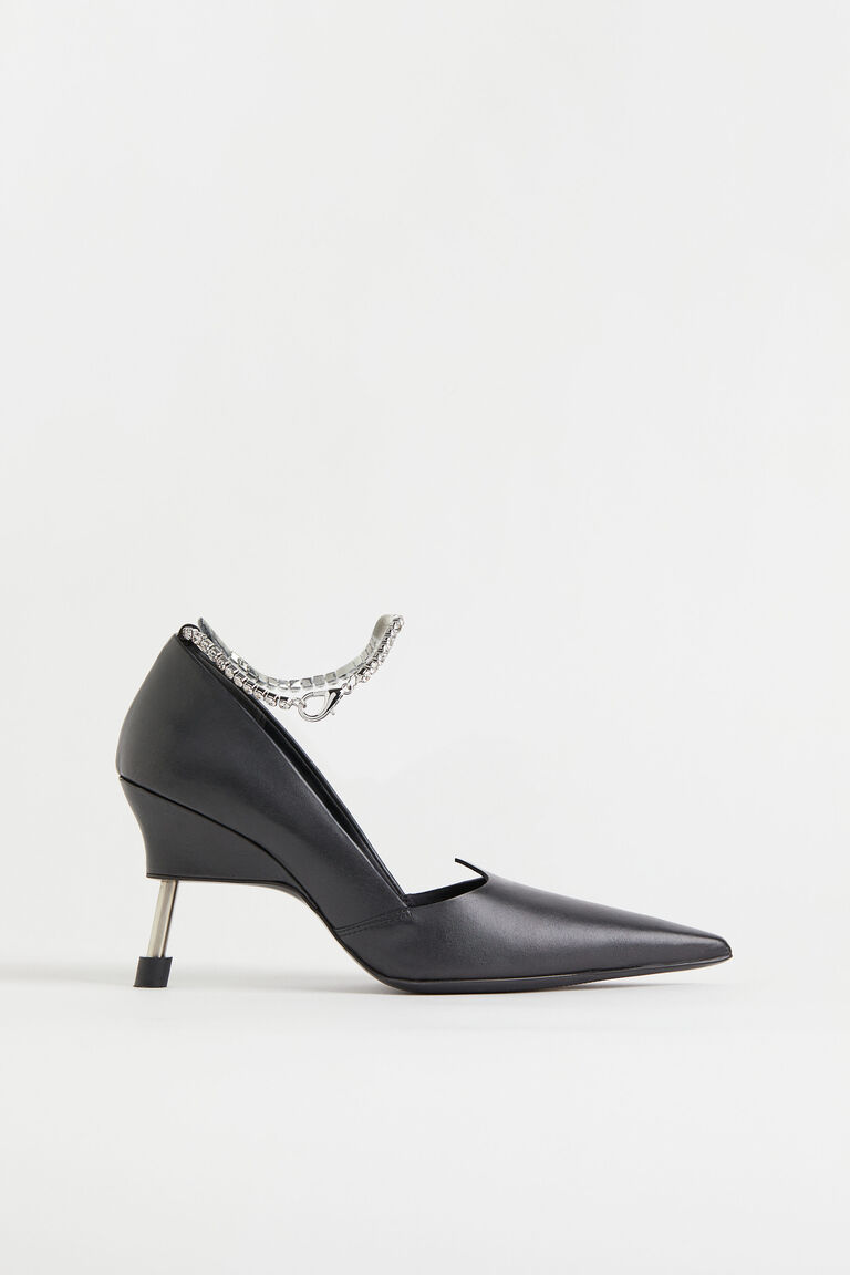 Rhinestone chain-detail court shoes