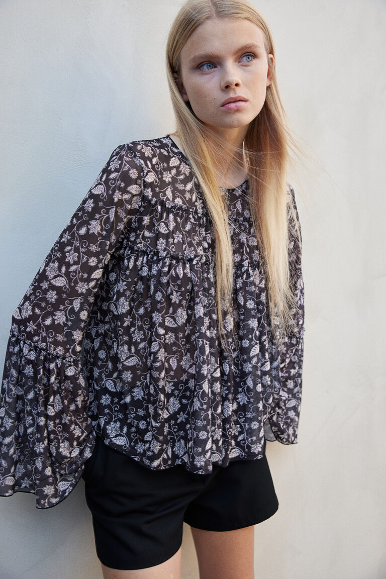 Layered mesh top