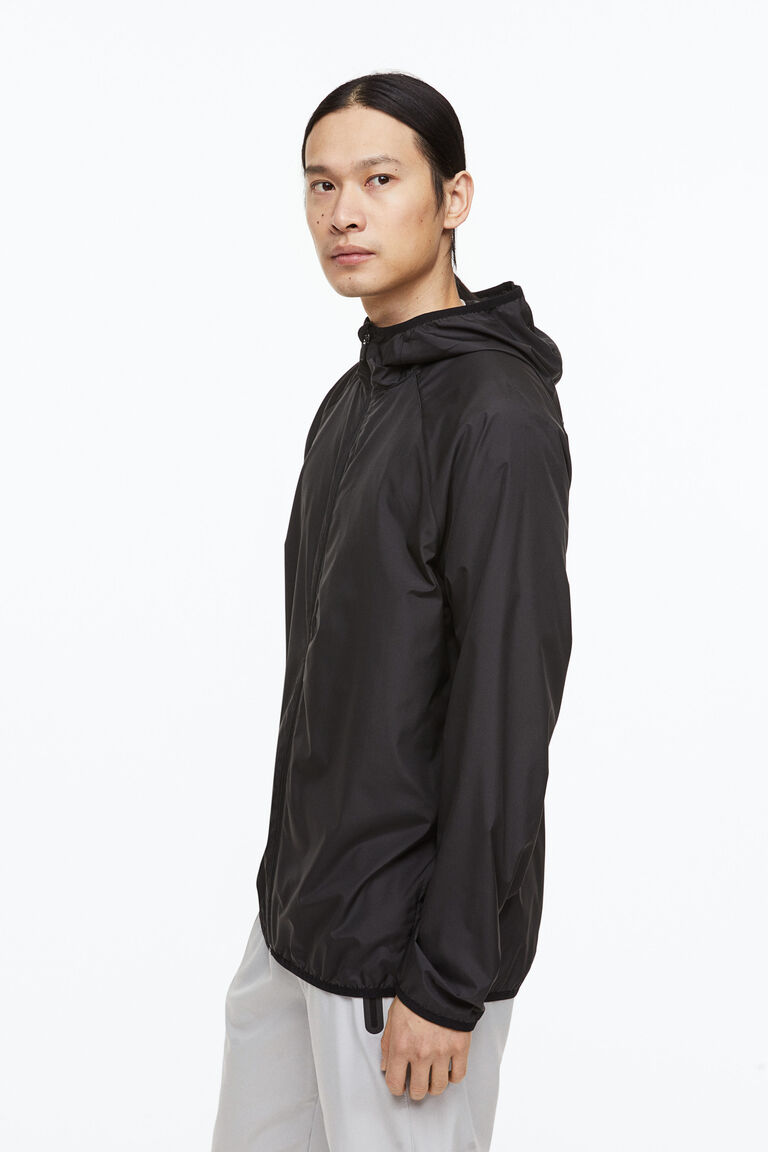 Sports windbreaker
